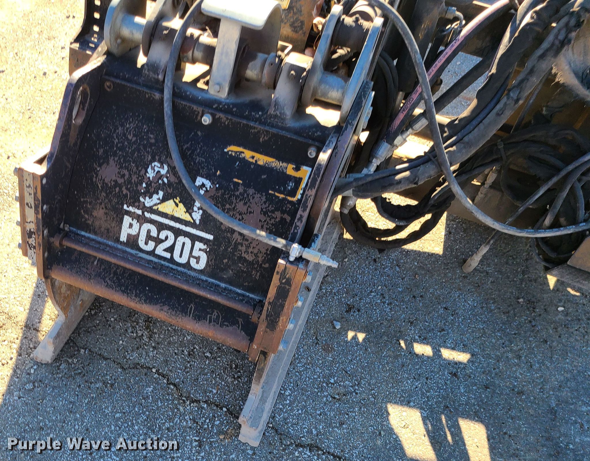 Caterpillar PC205 18"W skid steer cold planer in Overland Park, KS ...