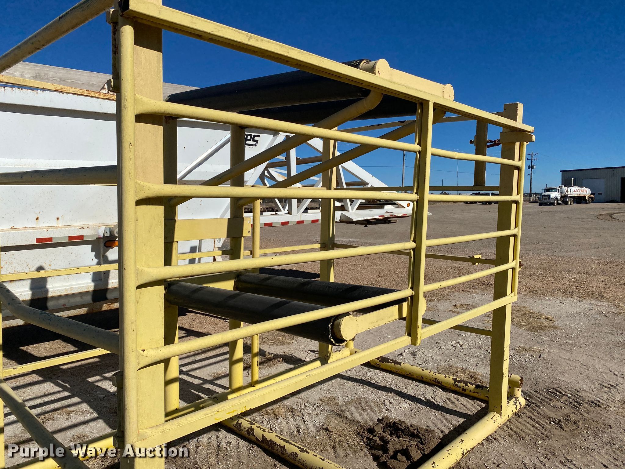 Poly pipe tamer in Ulysses, KS | Item IG9260 sold | Purple Wave