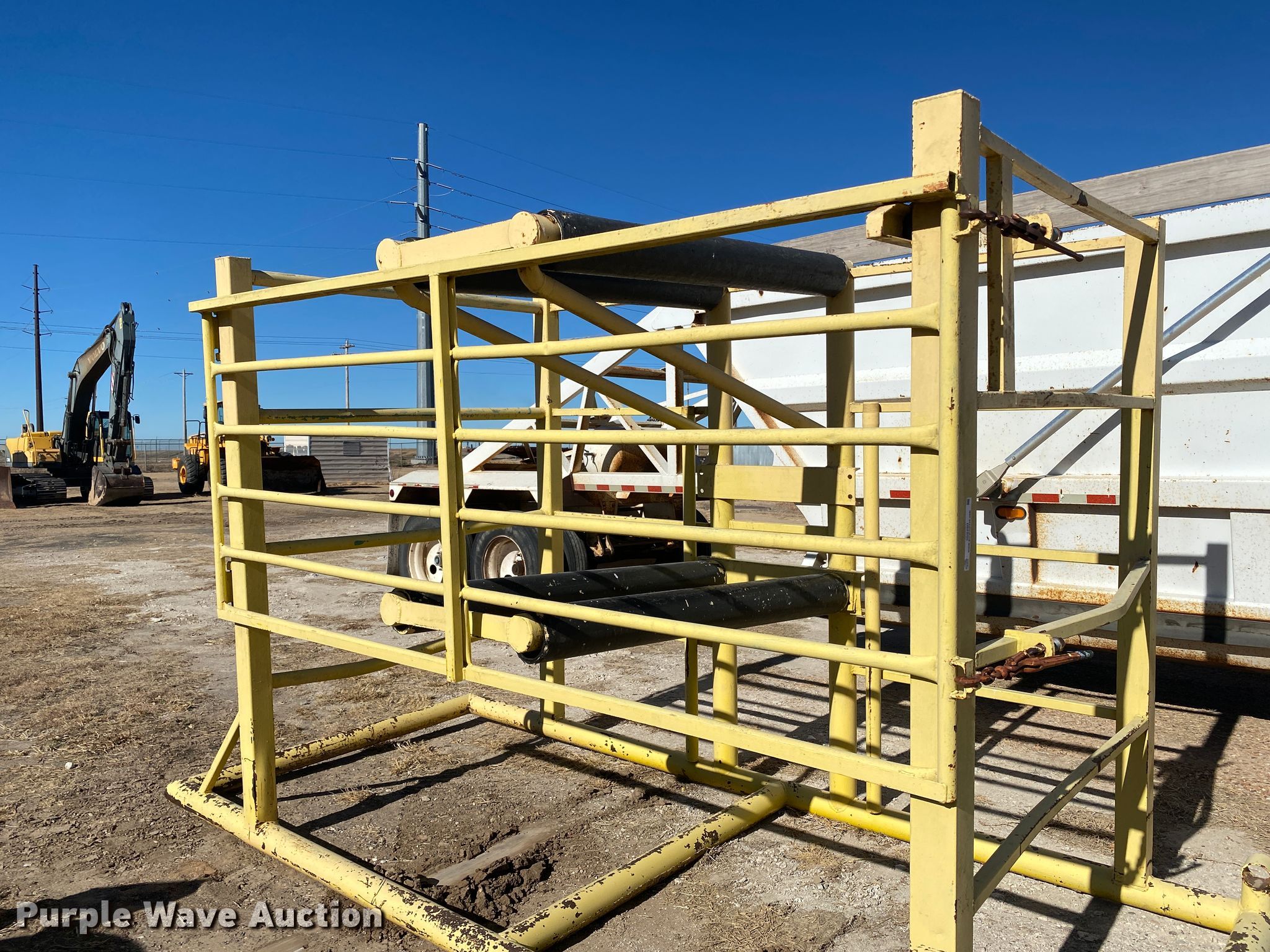 Poly pipe tamer in Ulysses, KS | Item IG9260 sold | Purple Wave