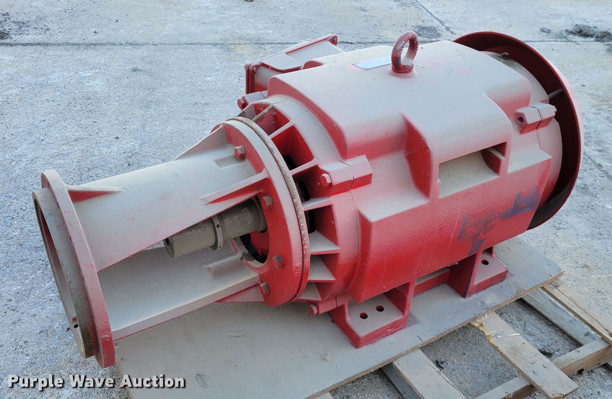 (4) electric pumps in O Fallon, MO | Item IV9629 sold | Purple Wave