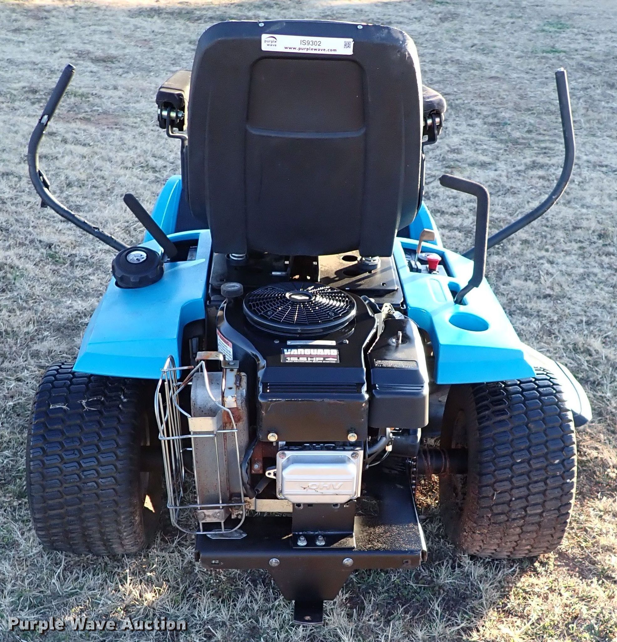 Dixon ZTR lawn mower in Oklahoma City, OK | Item IS9302 sold | Purple Wave