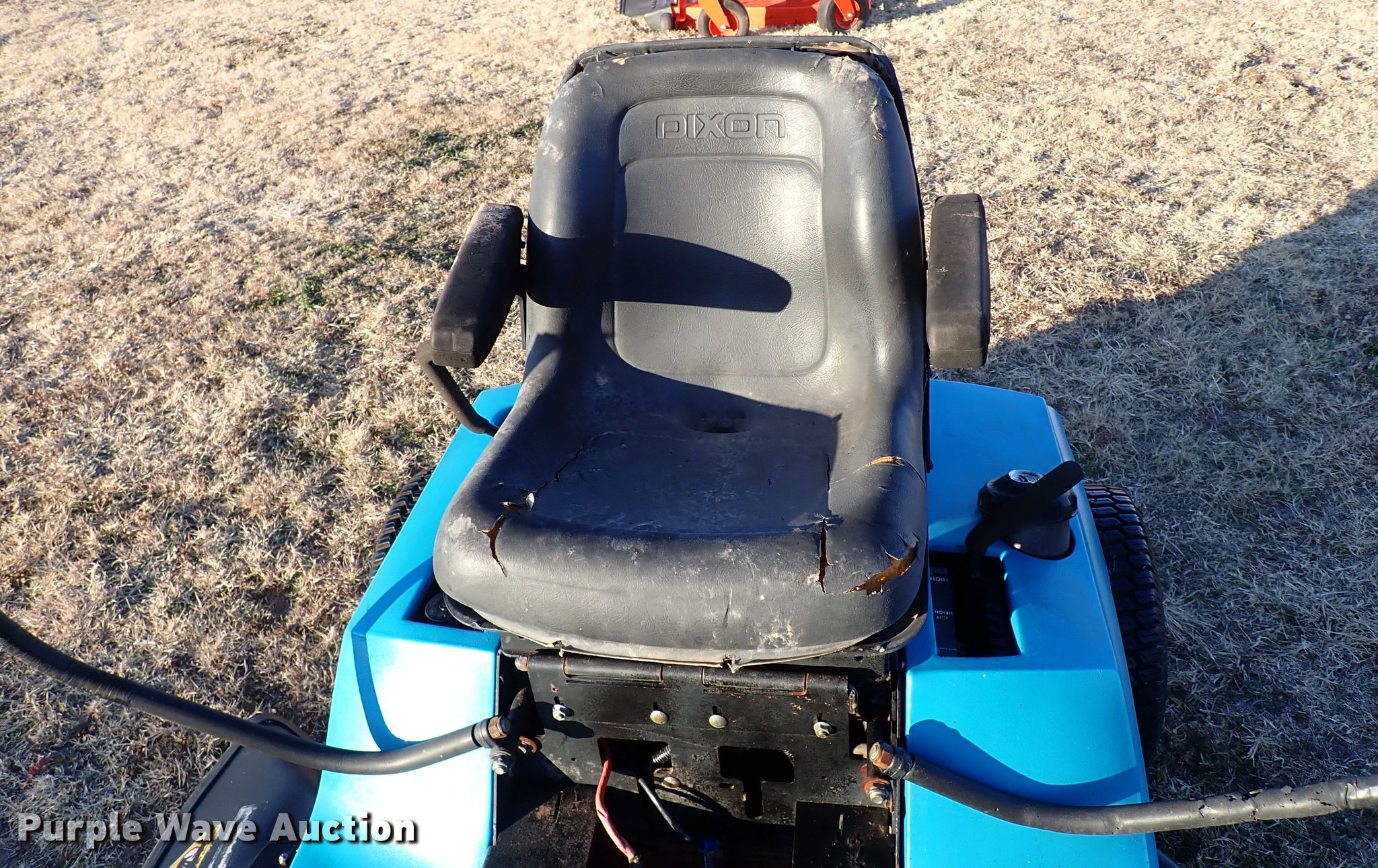Dixon ZTR lawn mower in Oklahoma City, OK | Item IS9302 sold | Purple Wave