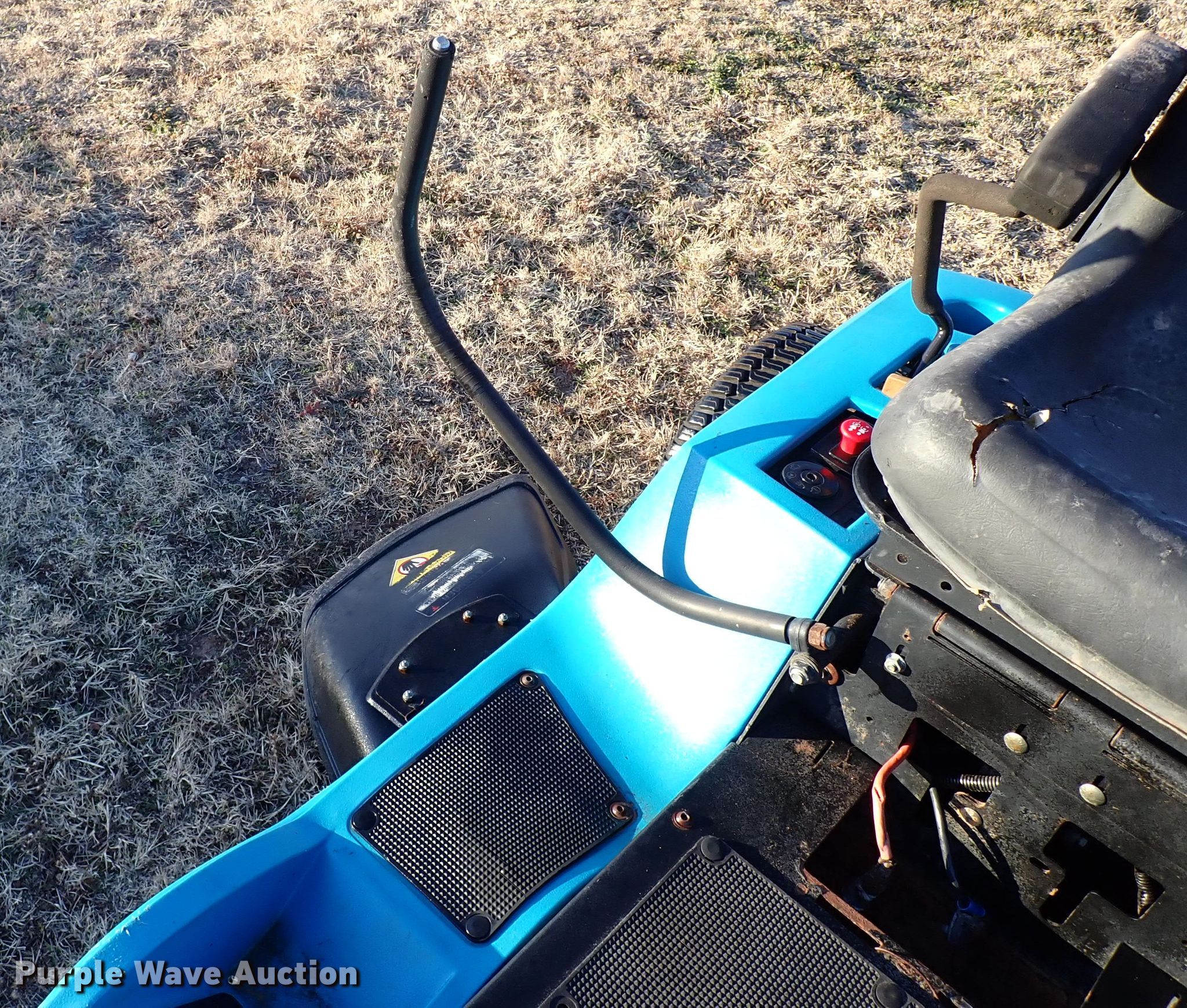 Dixon ZTR lawn mower in Oklahoma City, OK | Item IS9302 sold | Purple Wave