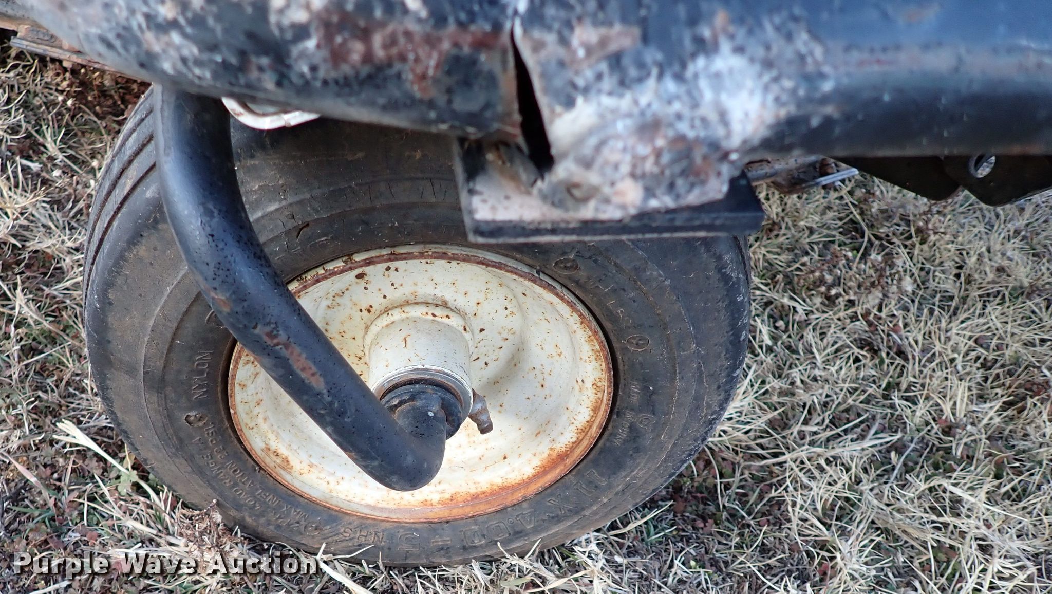 Dixon ZTR lawn mower in Oklahoma City, OK | Item IS9302 sold | Purple Wave