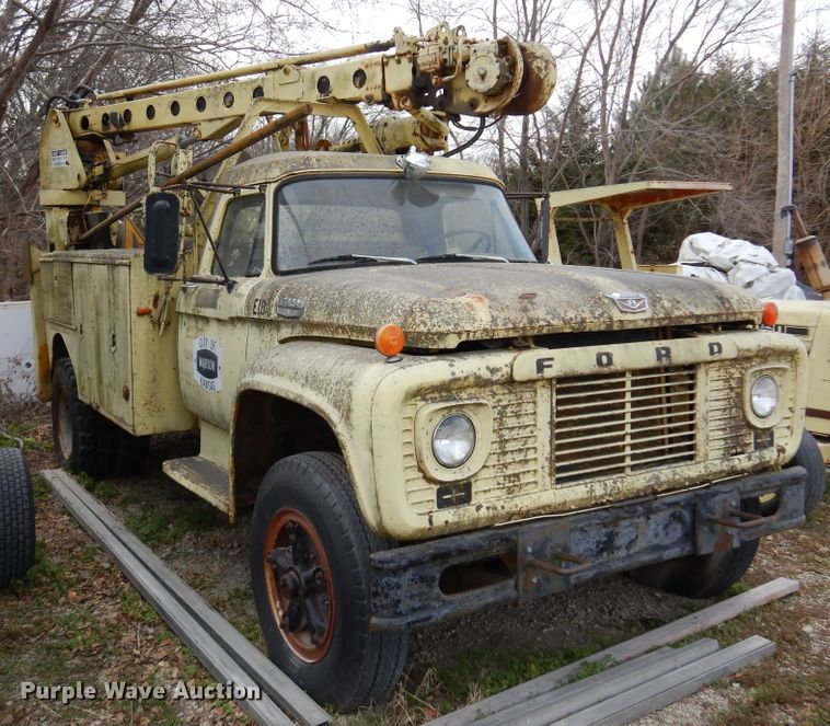 1966 Ford F800 digger derrick truck in Marion, KS | Item JJ9882 sold ...