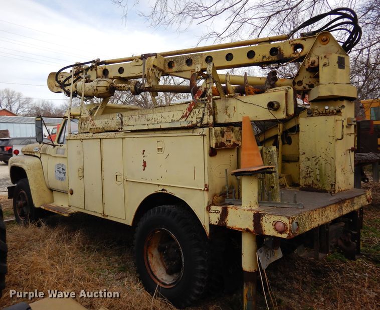 1966 Ford F800 digger derrick truck in Marion, KS | Item JJ9882 sold ...