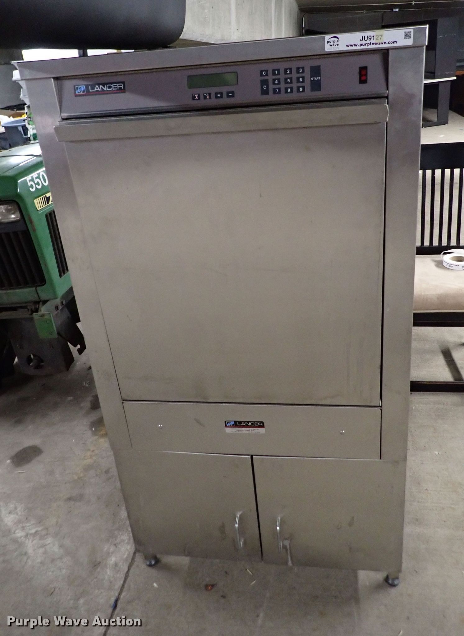 Lancer 1400UP stainless steel dishwasher in Wichita, KS | Item JU9127 ...
