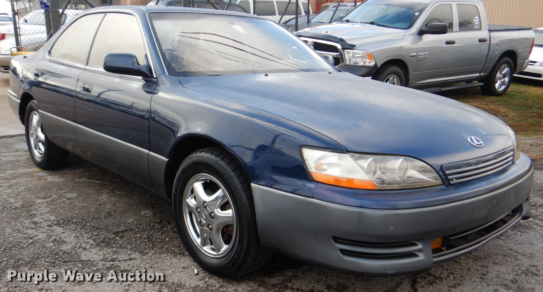 1996 Lexus ES 300 in Tulsa, OK | Item IG9540 sold | Purple Wave