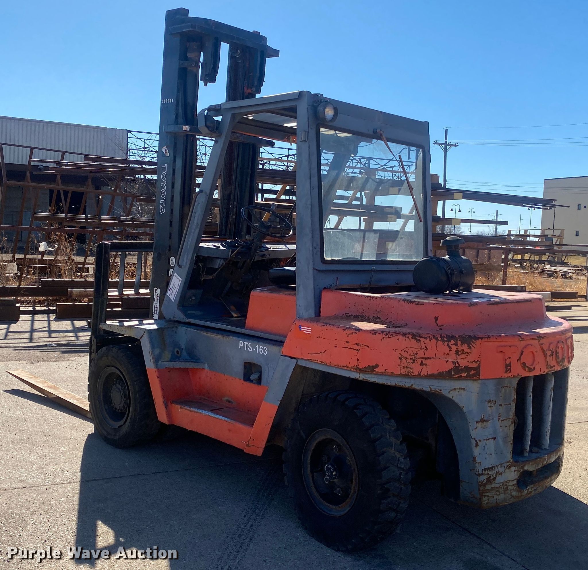 Toyota FD70 forklift in Lawton, OK | Item DL6231 sold | Purple Wave