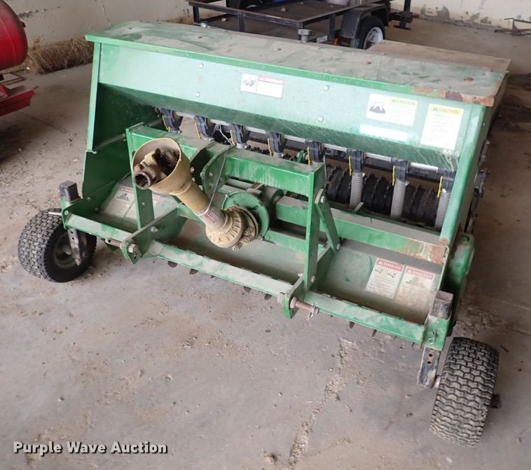 Frontier 0S1058 overseeder in South Hutchinson, KS | Item JU9016 sold ...