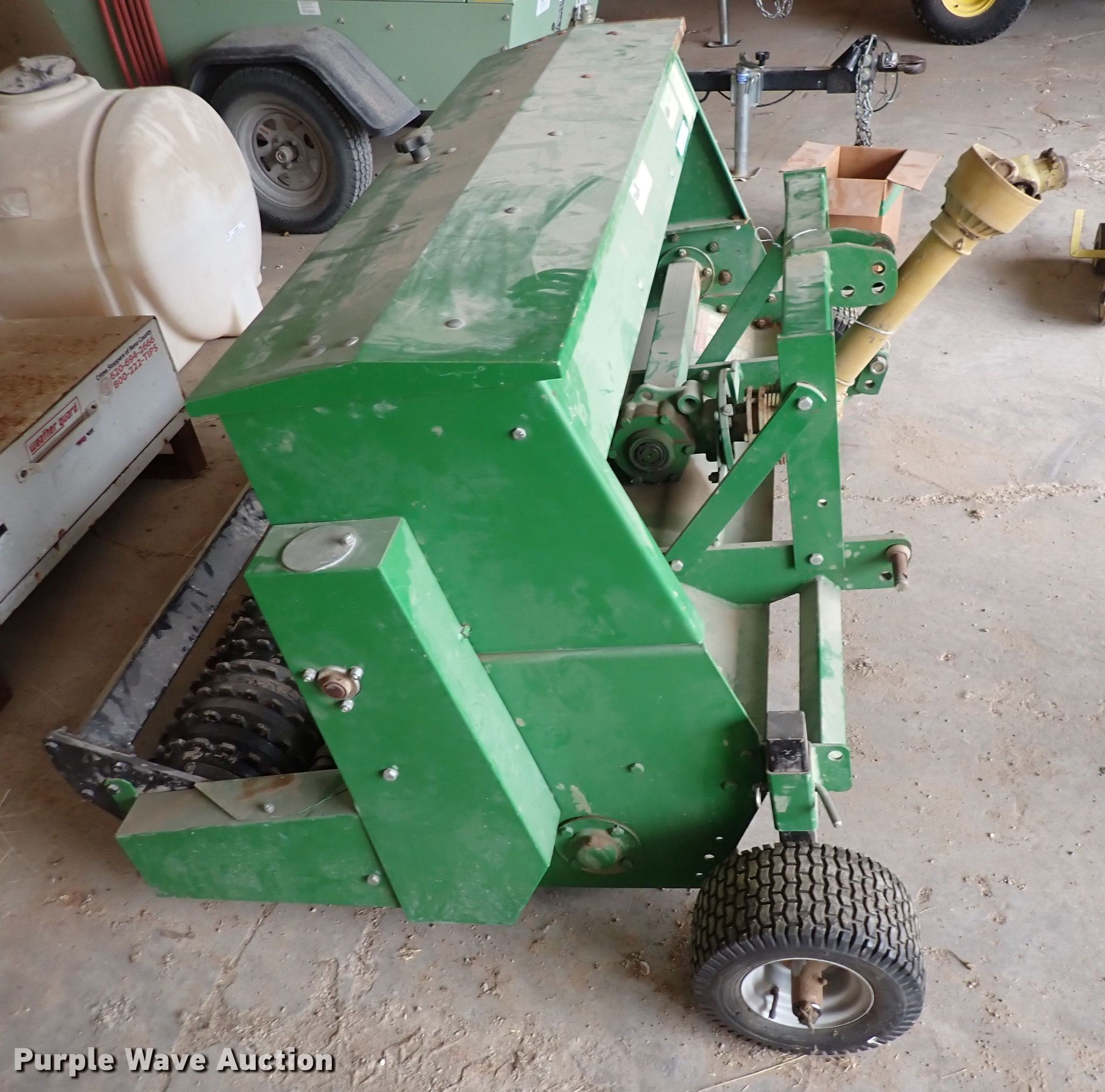 Frontier 0S1058 overseeder in South Hutchinson, KS | Item JU9016 sold ...