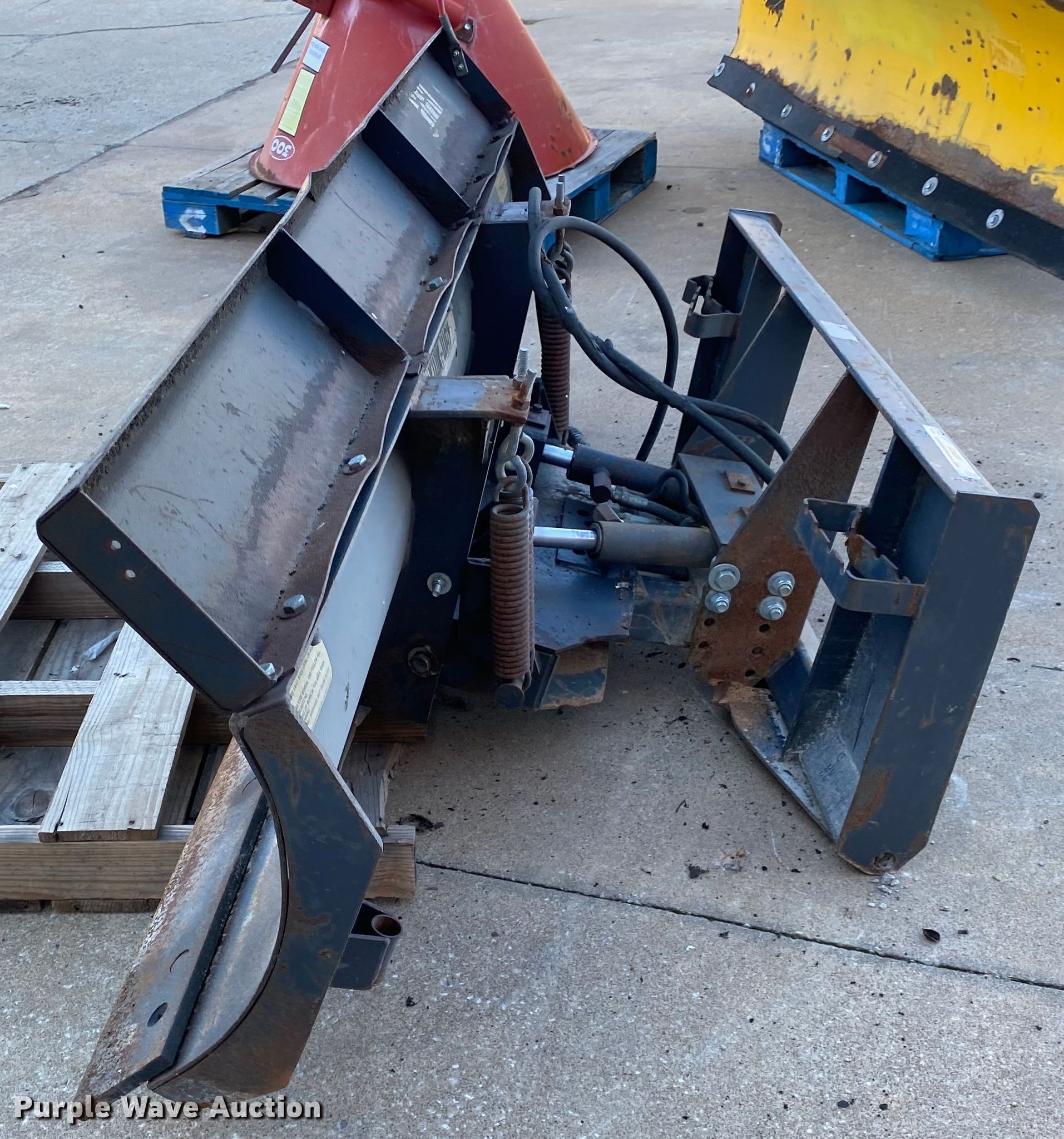 Kwik-Way 7' W skid steer snow plow in Tulsa, OK | Item IG9656 sold ...