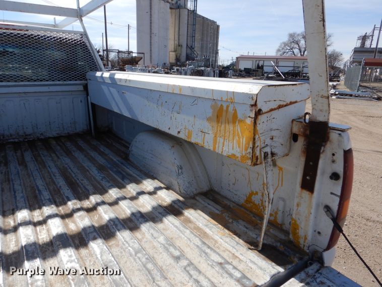 2000 Chevrolet Silverado 2500 pickup truck in Hoisington, KS | Item ...