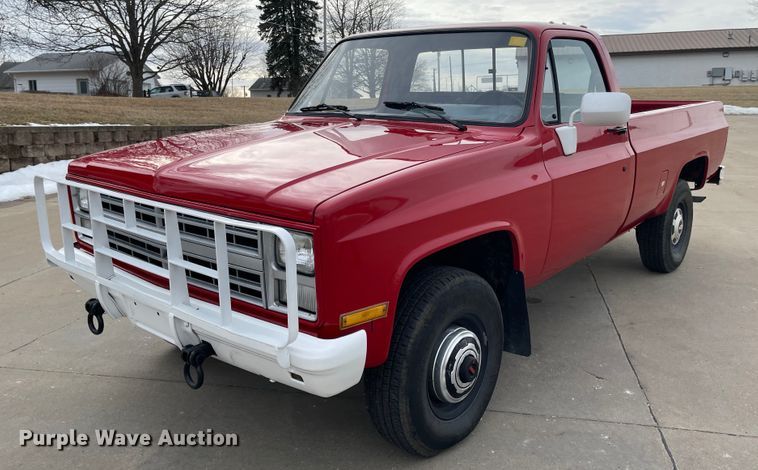 1985 Chevrolet D30 pickup truck in Savannah, MO | Item IJ9657 sold ...
