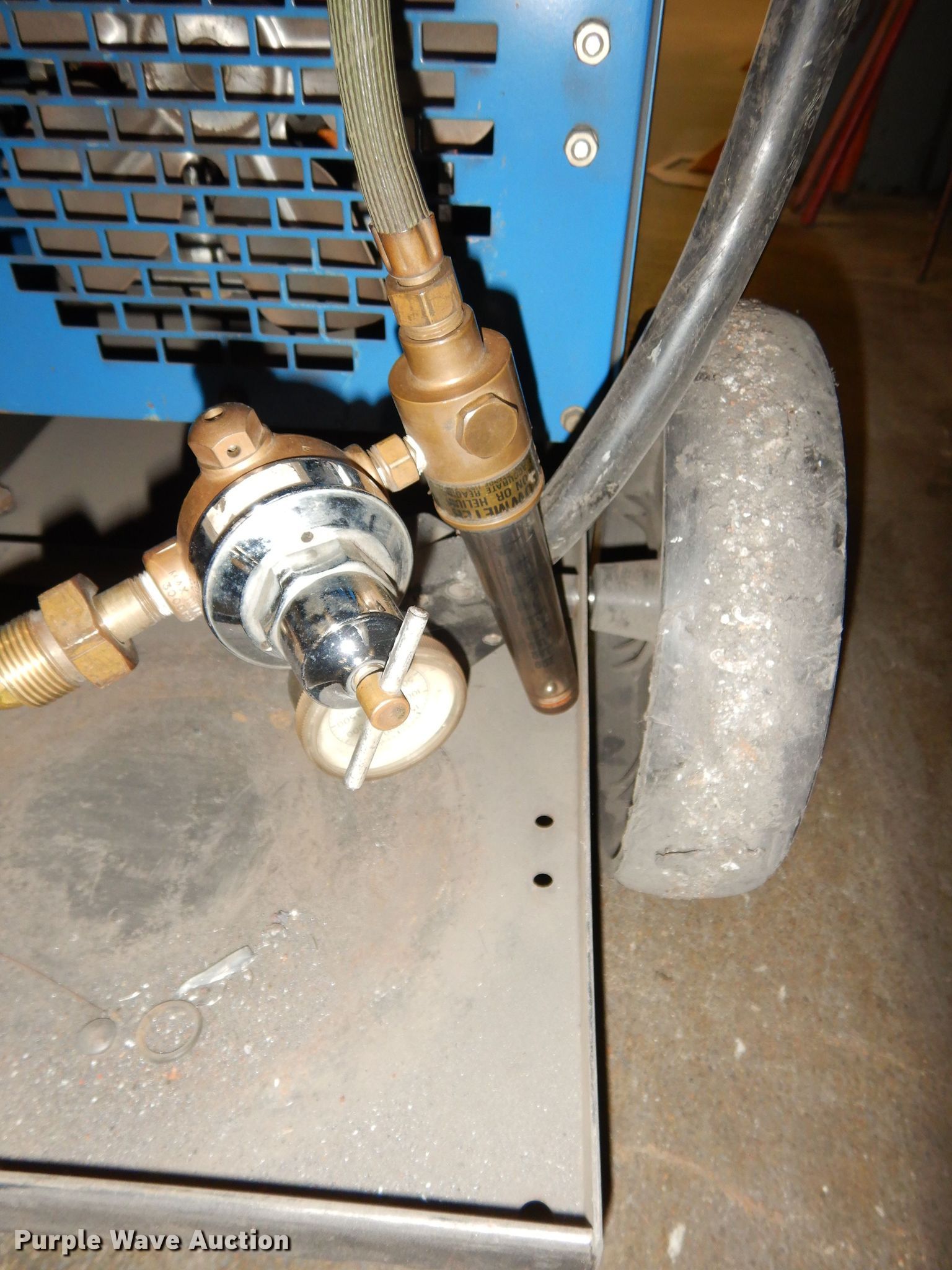 Miller Millermatic 200 welder in Manhattan, KS | Item JE9740 sold ...