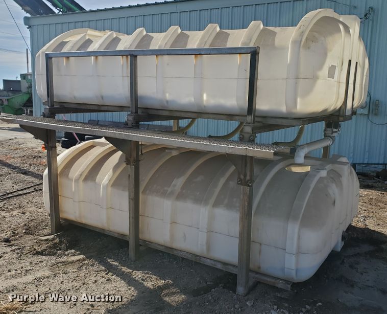 (2) salt brine tanks in Hays, KS | Item GK9999 sold | Purple Wave