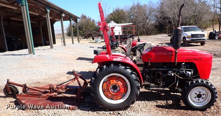 Farm Pro 2430 MFWD tractor in Norman, OK | Item IS9453 sold | Purple Wave