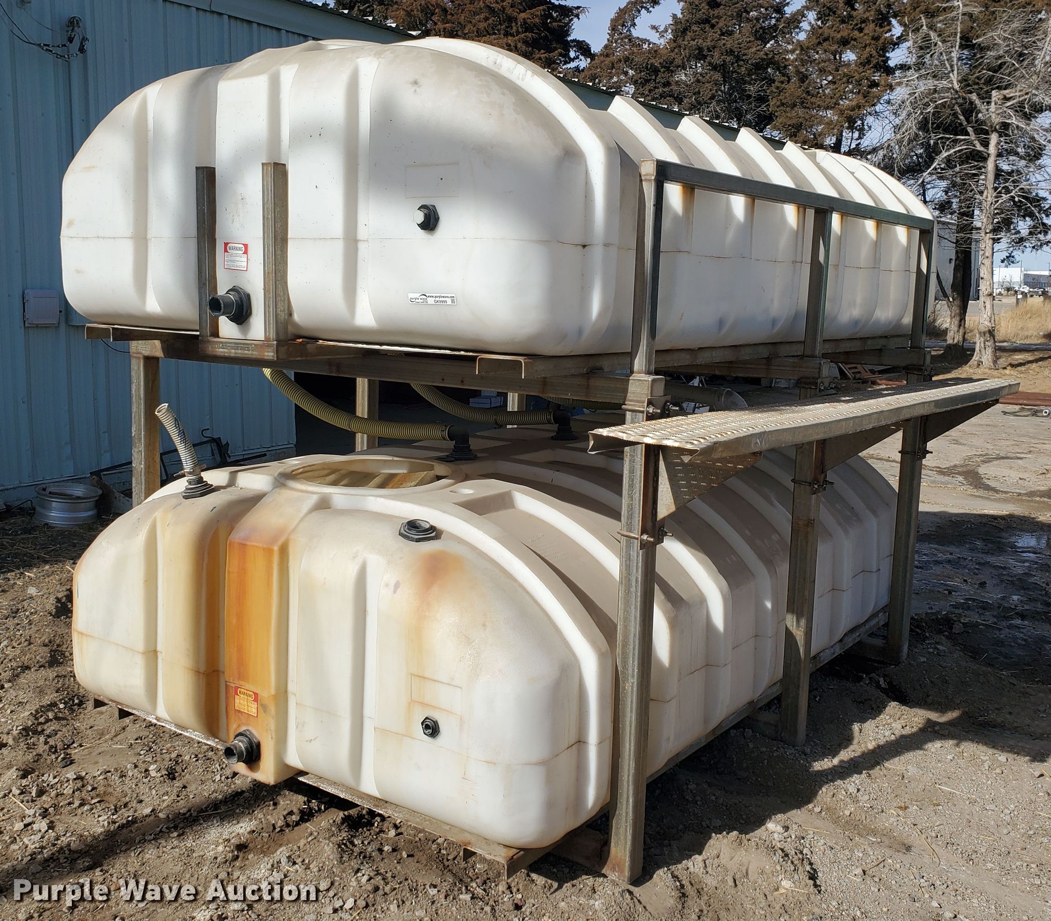 (2) salt brine tanks in Hays, KS | Item GK9999 sold | Purple Wave