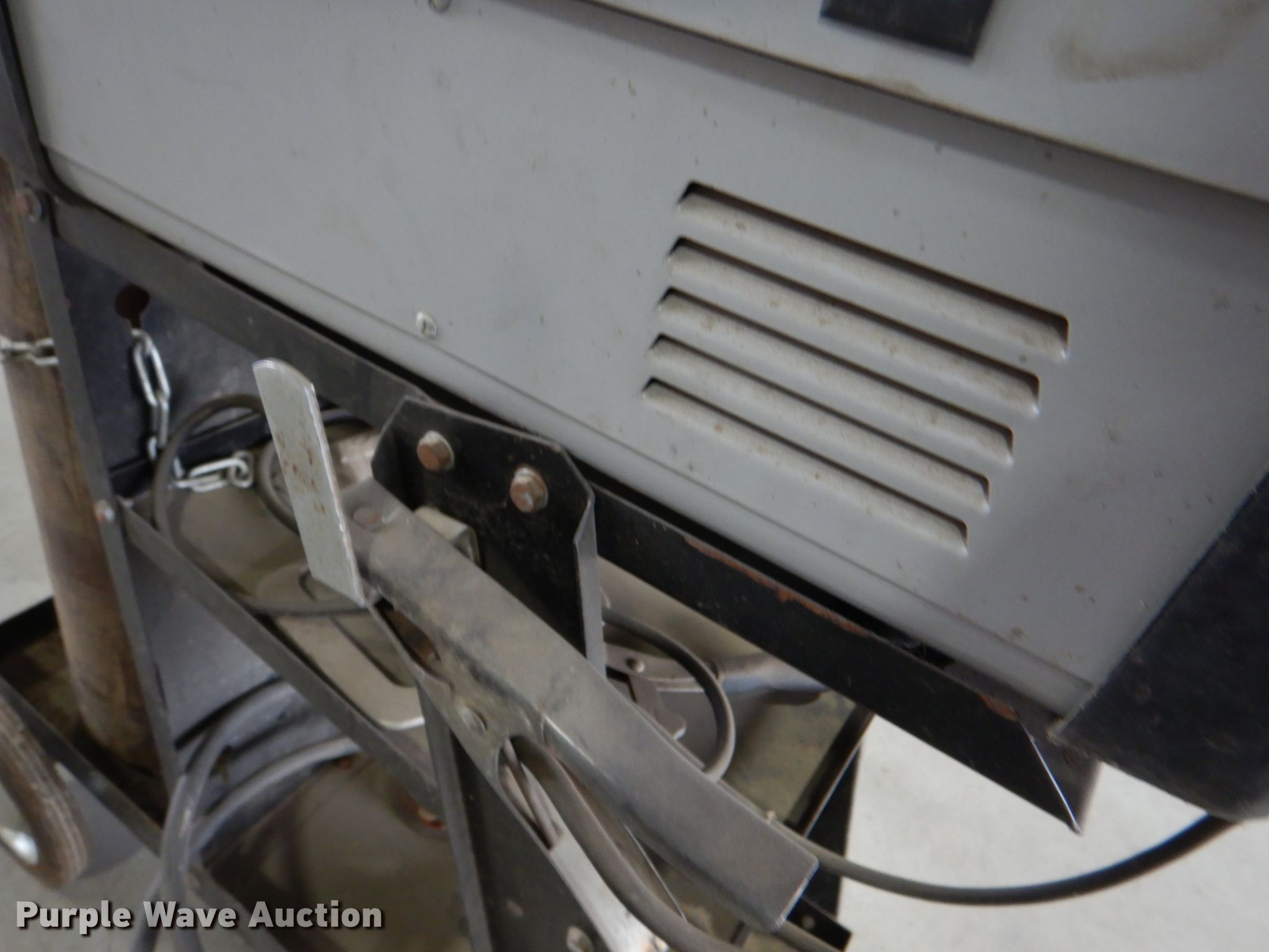 Cornwell 170 welder in Mcalester, OK | Item JS9741 sold | Purple Wave