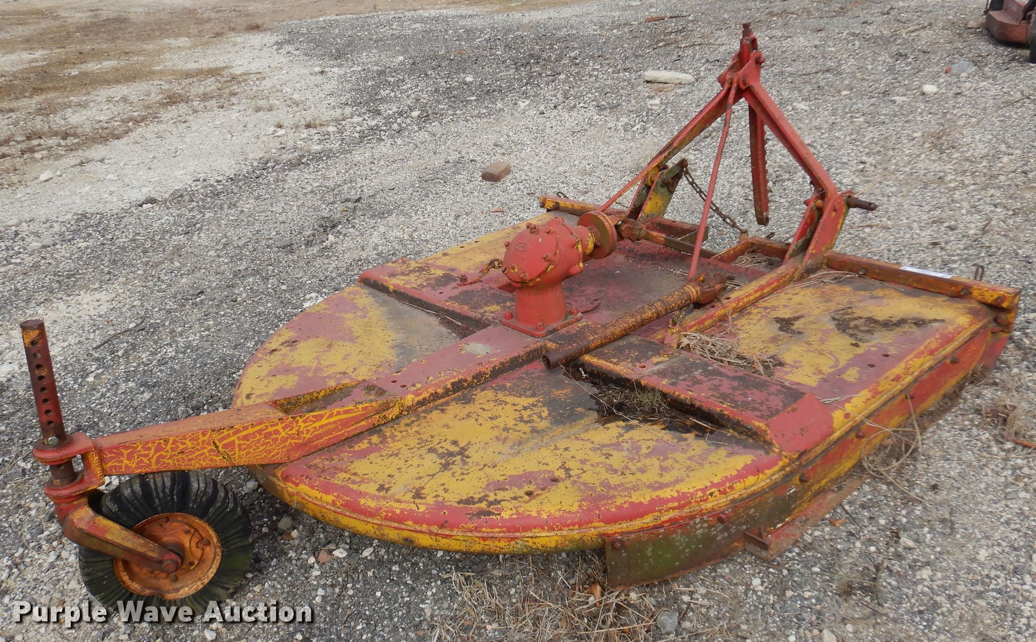 Servis Equipment 72 rotary mower in Humboldt, KS | Item KJ9523 sold ...