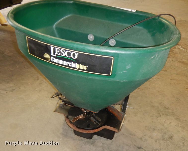 Lesco Commercial Plus spreader in Fort Leavenworth, KS | Item JE9688 ...