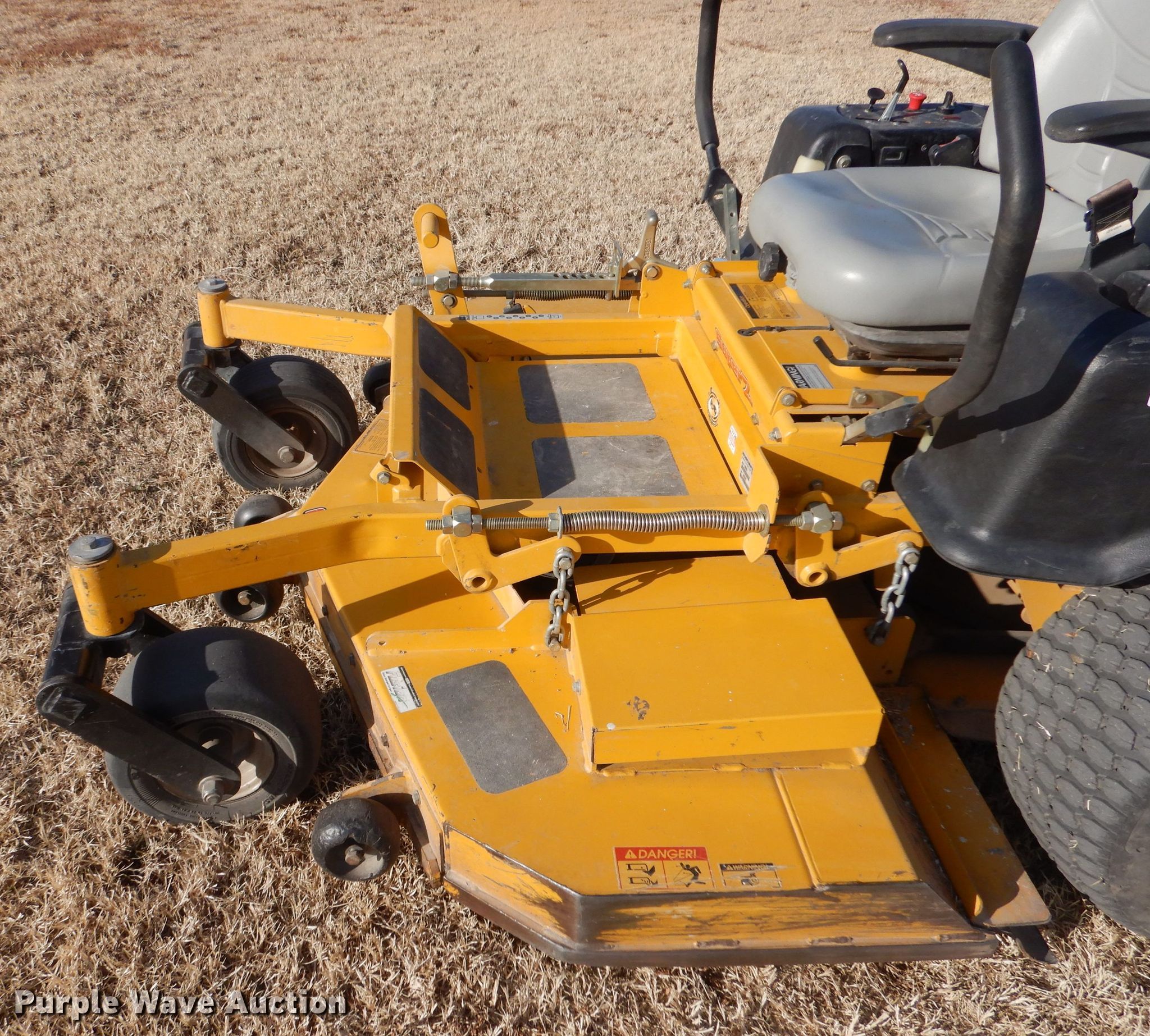 Hustler Super Z ZTR lawn mower in Woodston, KS | Item IE9638 sold ...