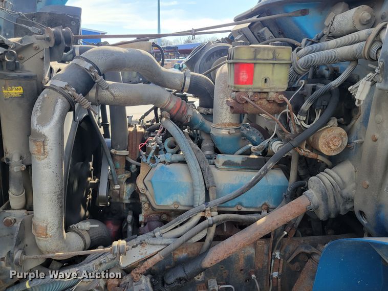 1997 International 4700 box truck in Edwardsville, IL | Item HK9299 ...