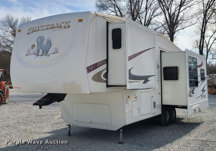 2006 Forest River Silverback 30LSTS camper in Clinton, MO | Item IF9324 ...