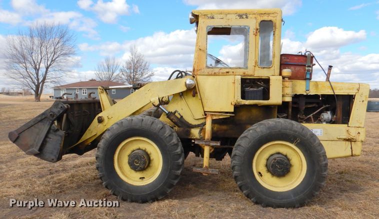 Hough H30G wheel loader in Berryton, KS | Item DN1267 sold | Purple Wave