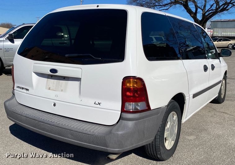 2002 Ford Windstar LX van in Tulsa, OK | Item KE9432 sold | Purple Wave