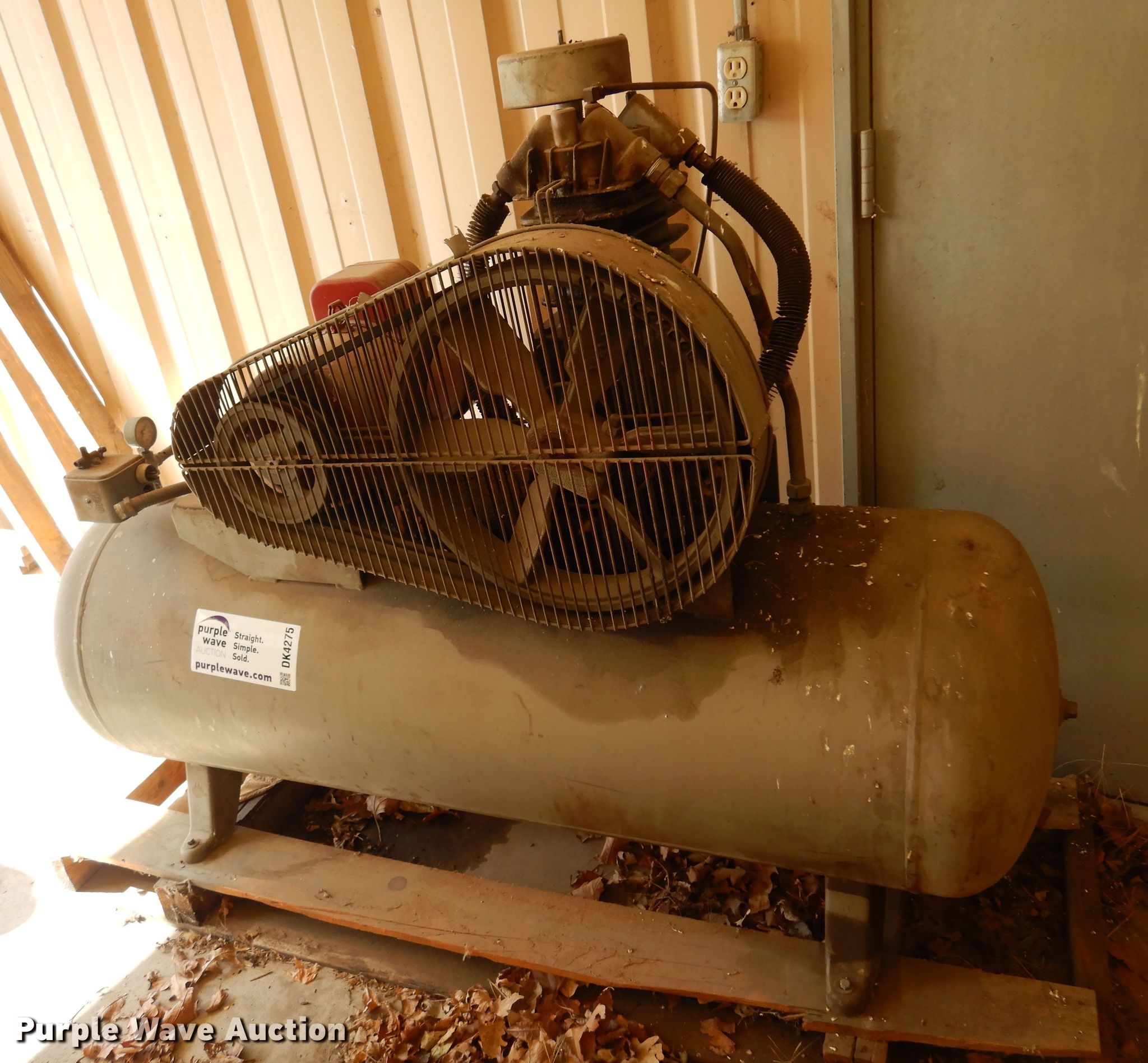 1981 Melben air compressor in Arkansas City, KS | Item DK4275 sold ...