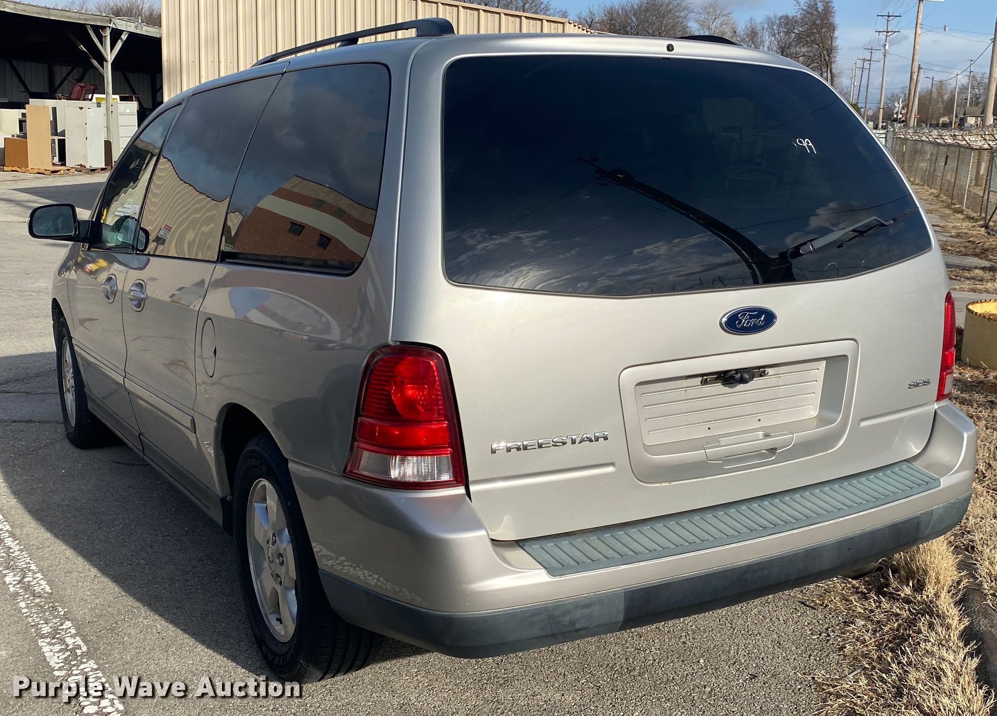 2005 Ford Freestar SES van in Tulsa, OK | Item KE9373 sold | Purple Wave