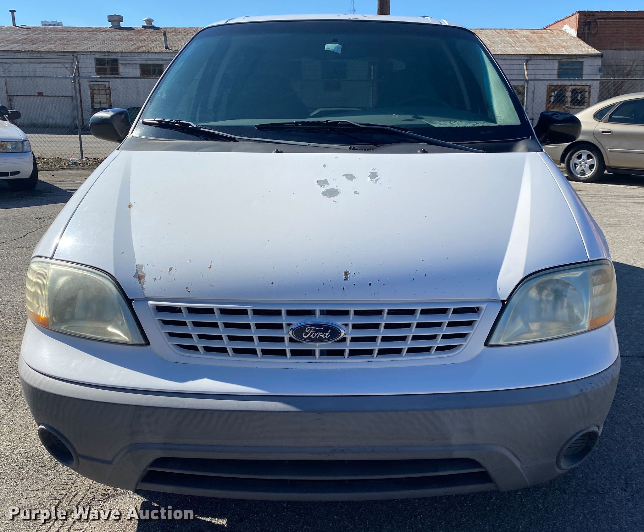 2002 Ford Windstar LX van in Tulsa, OK | Item KE9432 sold | Purple Wave