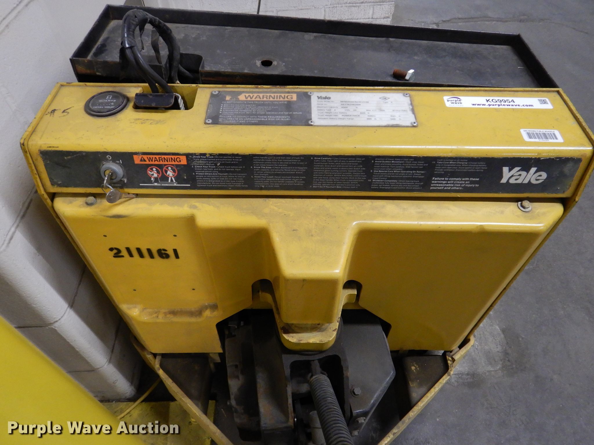 Yale MPB040ACN24C2748 pallet jack in Des Moines, IA | Item KG9954 sold ...