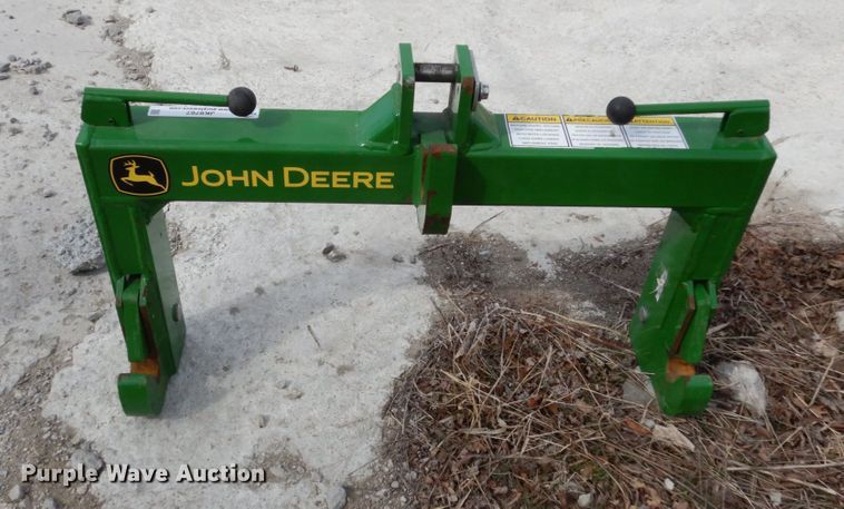 John Deere three point quick attach in Stanberry, MO | Item JK9767 sold ...