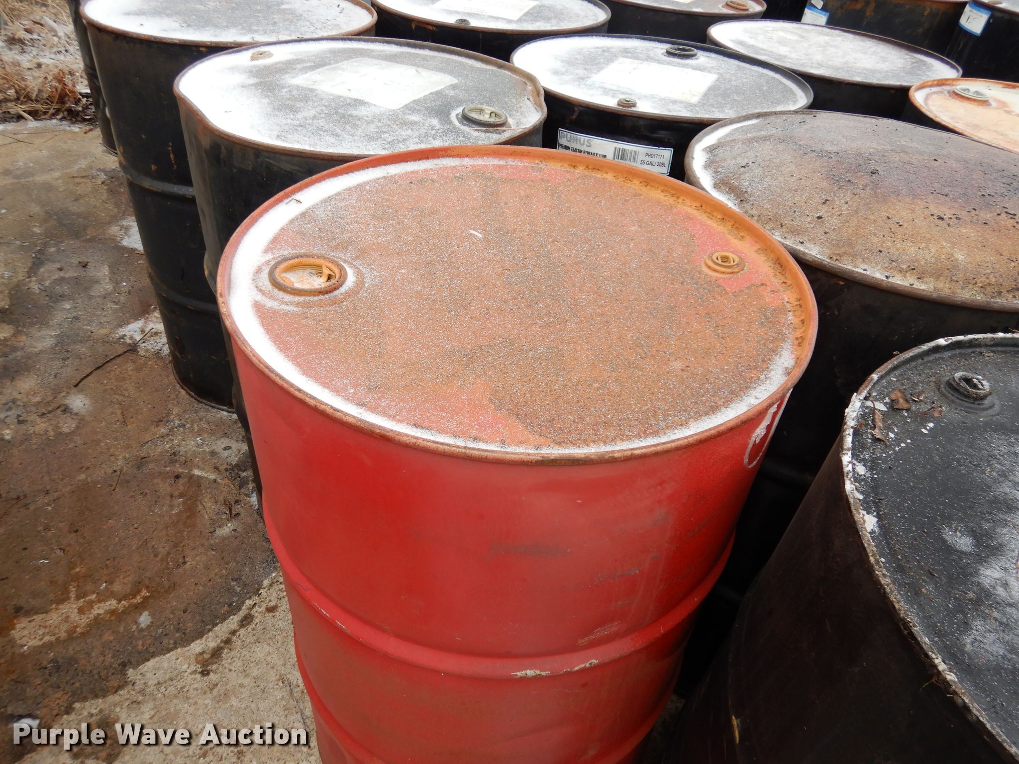 (20) steel barrels in Topeka, KS | Item DN1298 sold | Purple Wave