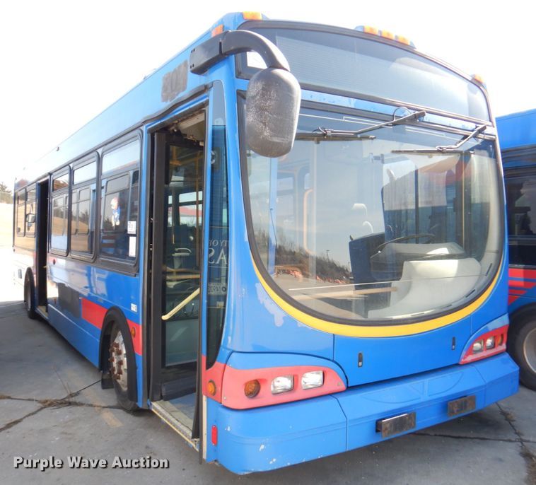 2006 Optima transit bus in Lawrence, KS | Item DN1417 sold | Purple Wave