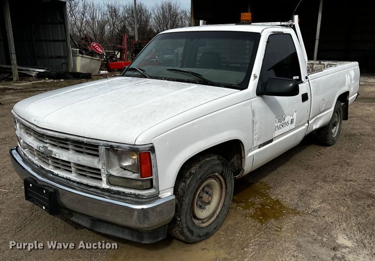 1997 Chevrolet C2500 pickup truck in Parsons, KS | Item JH9319 sold ...
