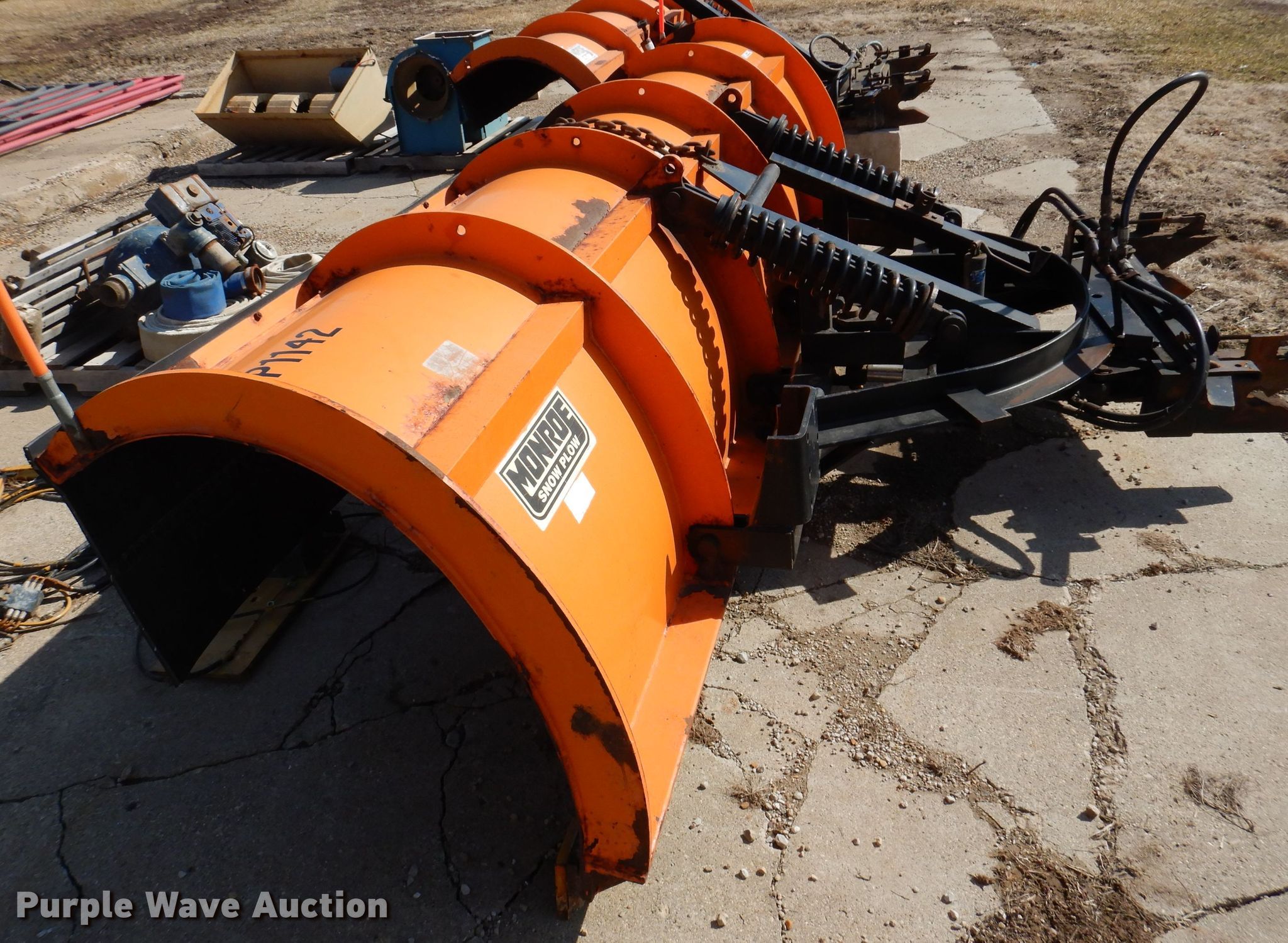Monroe 144" W snow plow in Knoxville, IA | Item JK9508 sold | Purple Wave
