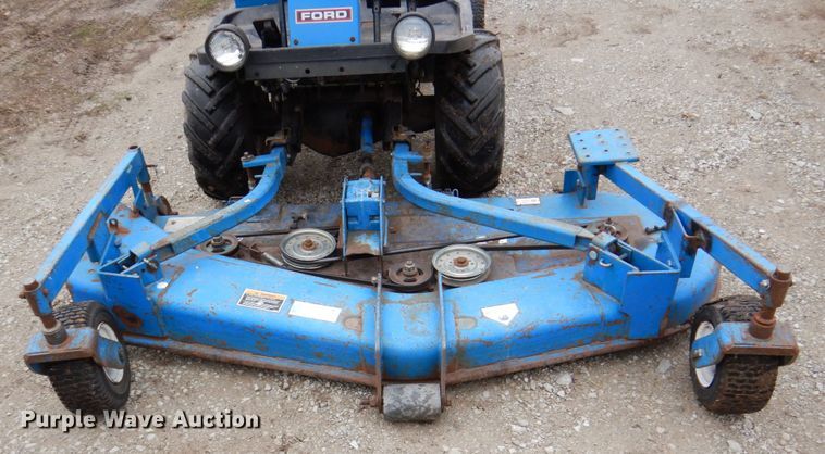 Ford CM274 lawn mower in Dearborn, MO | Item JJ9206 sold | Purple Wave