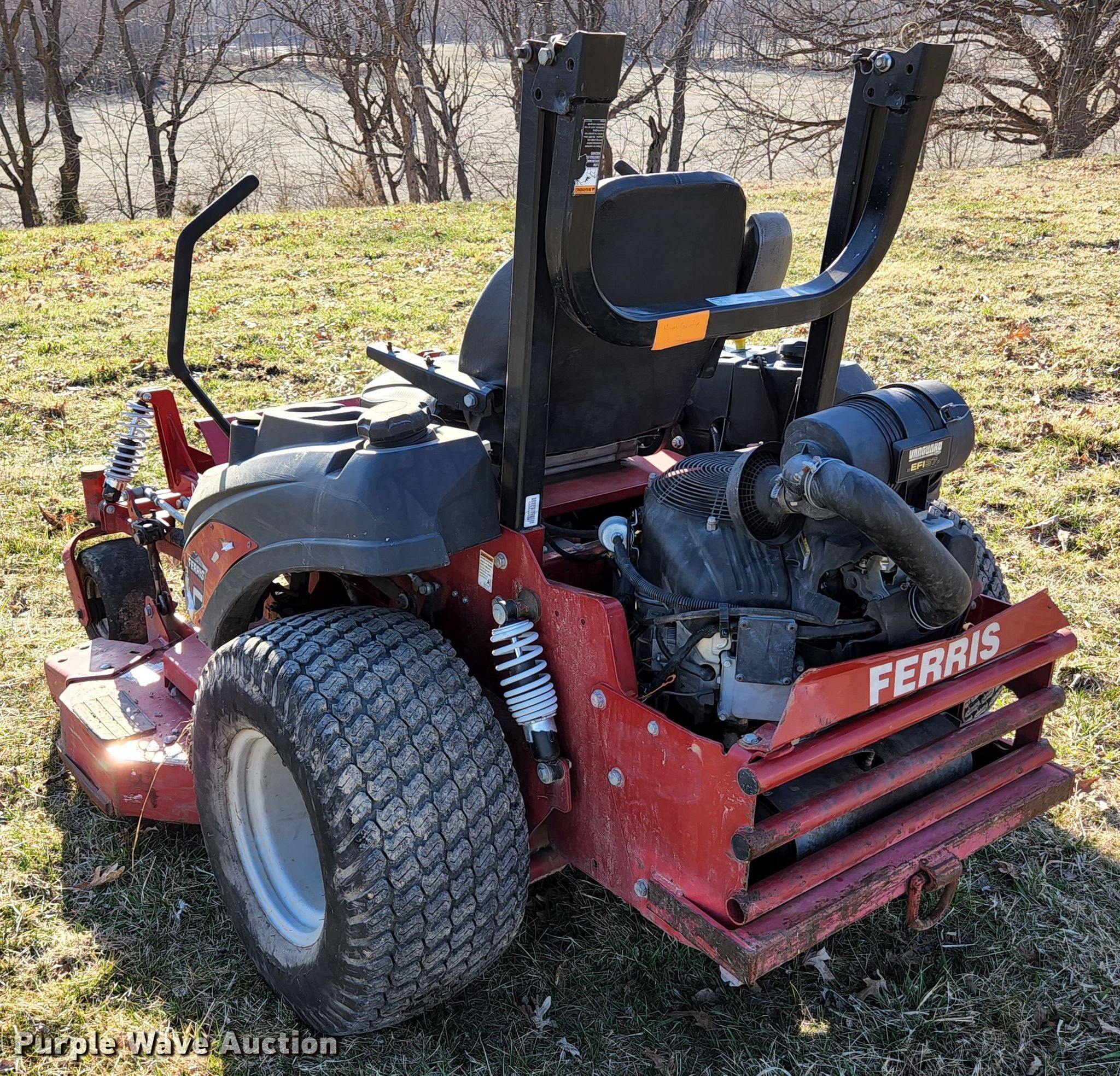 Ferris IS3200Z ZTR lawn mower in Moscow Mills, MO | Item HK9341 sold ...