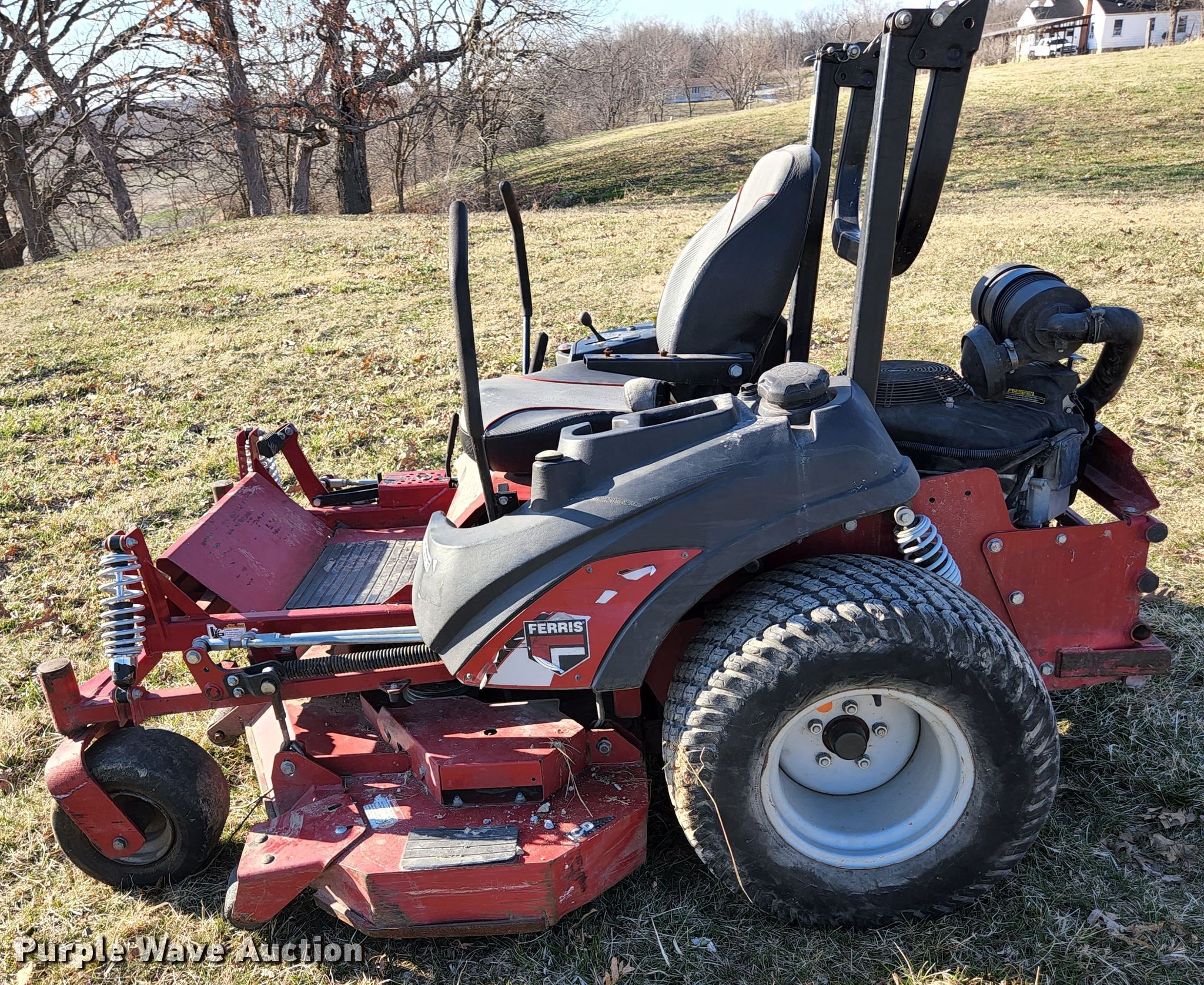 Ferris IS3200Z ZTR lawn mower in Moscow Mills, MO | Item HK9341 sold ...