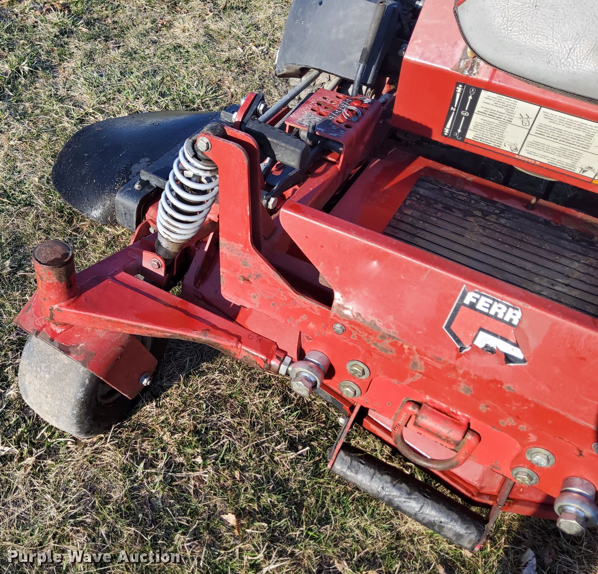 Ferris IS3200Z ZTR lawn mower in Moscow Mills, MO | Item HK9348 sold ...