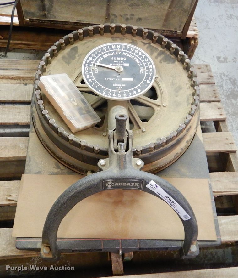 Bradley Jumbo diagraph in Brookings, SD | Item MX9916 sold | Purple Wave