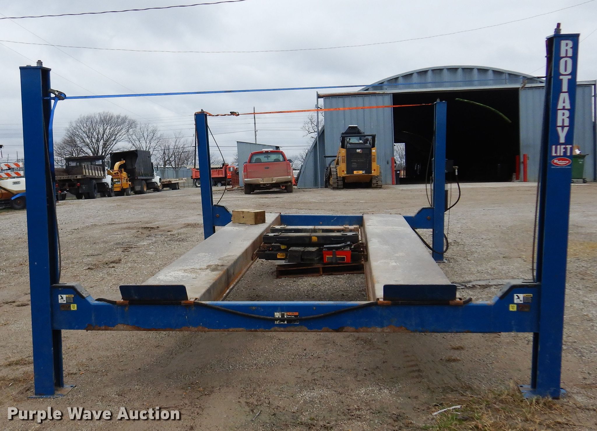 Rotary SM123-10 four post automotive lift in Emporia, KS | Item KJ9593 ...