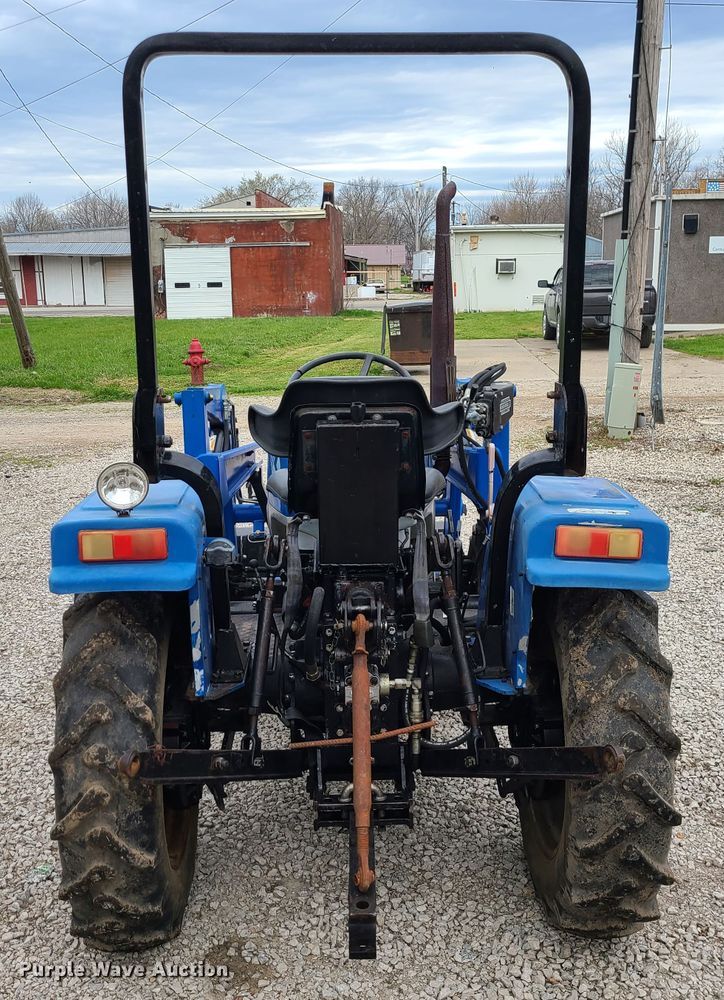 Kama TS254C MFWD tractor in Leeton, MO | Item IF9477 sold | Purple Wave