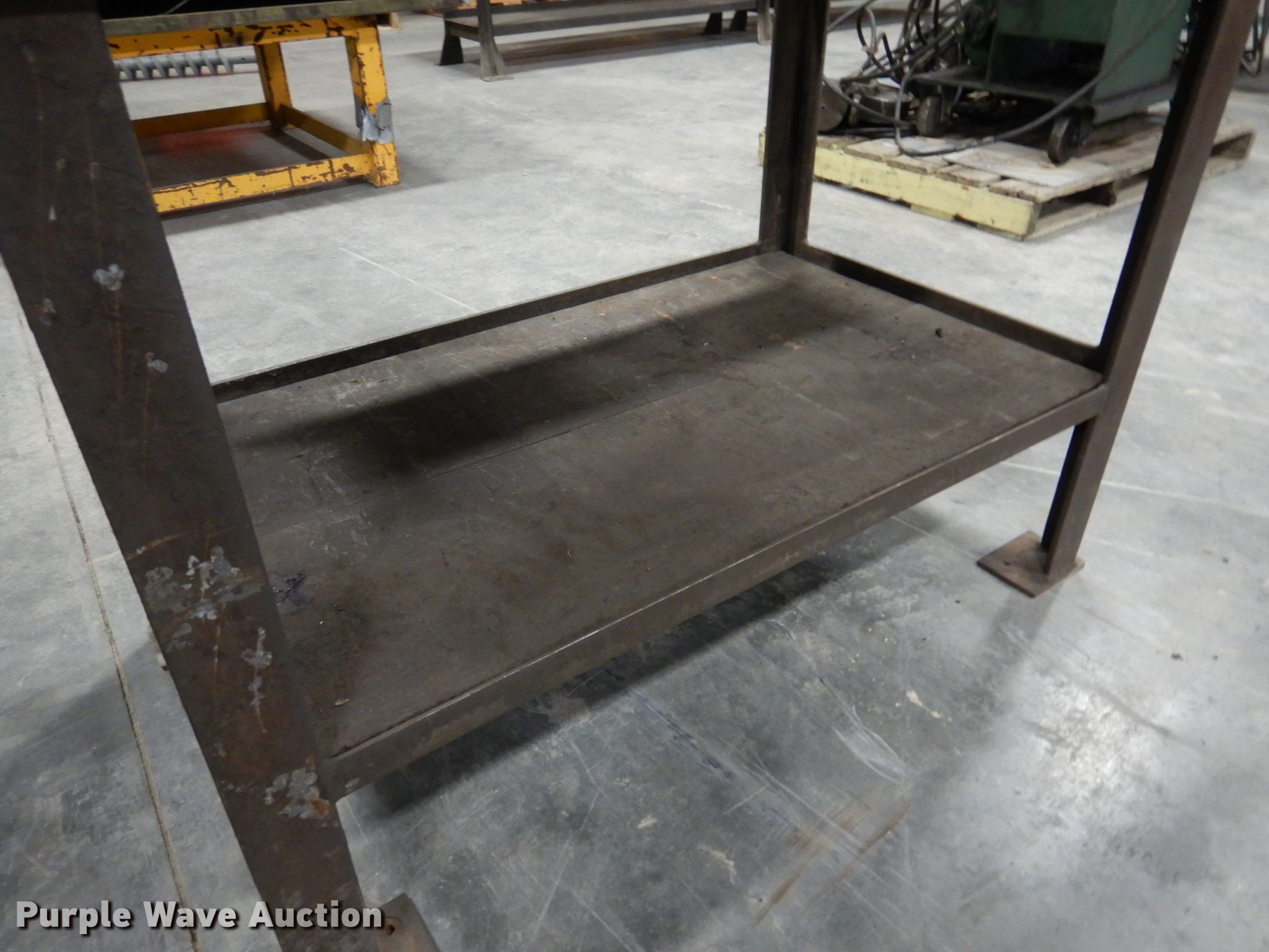 Slotted welding table in Dubuque, IA | Item IM9928 sold | Purple Wave