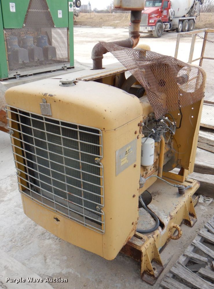 IH UC301 power unit in Topeka, KS | Item DN1449 sold | Purple Wave