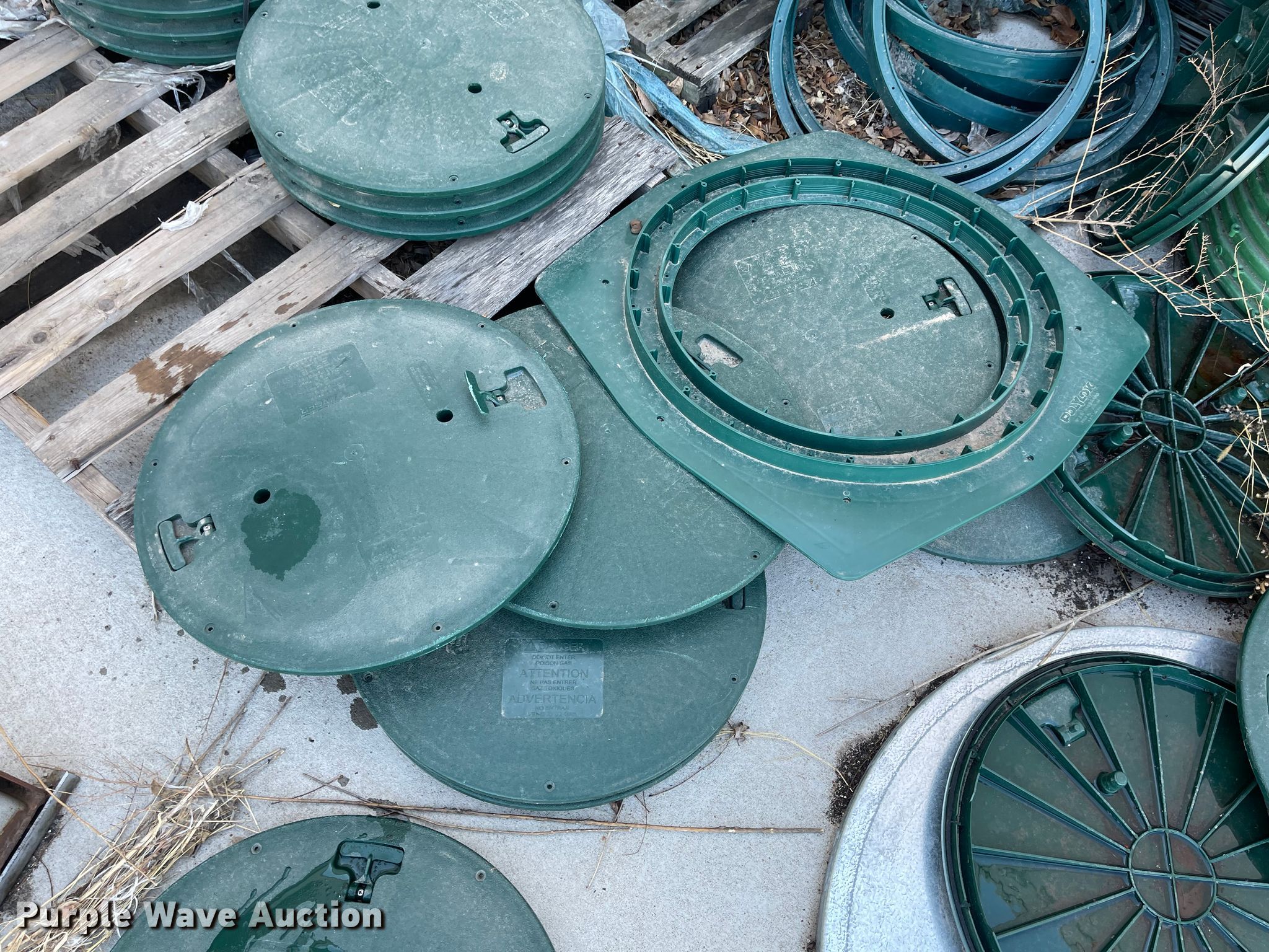 Septic tank caps in Salina, KS | Item DJ3280 sold | Purple Wave