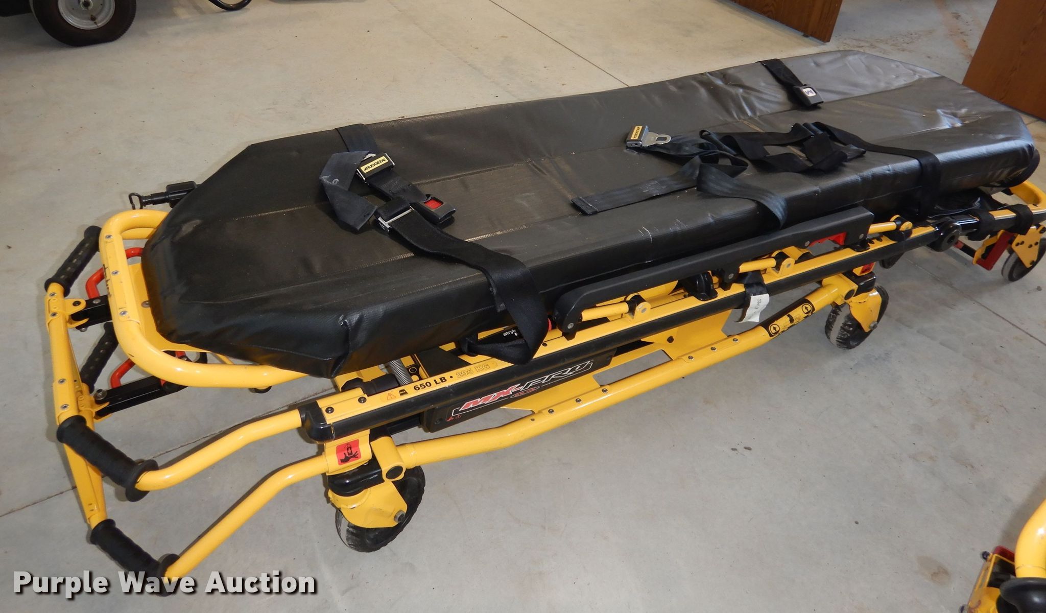 (2) Stryker MX-Pro R3 Rugged stretchers in Abilene, KS | Item KM9685 ...